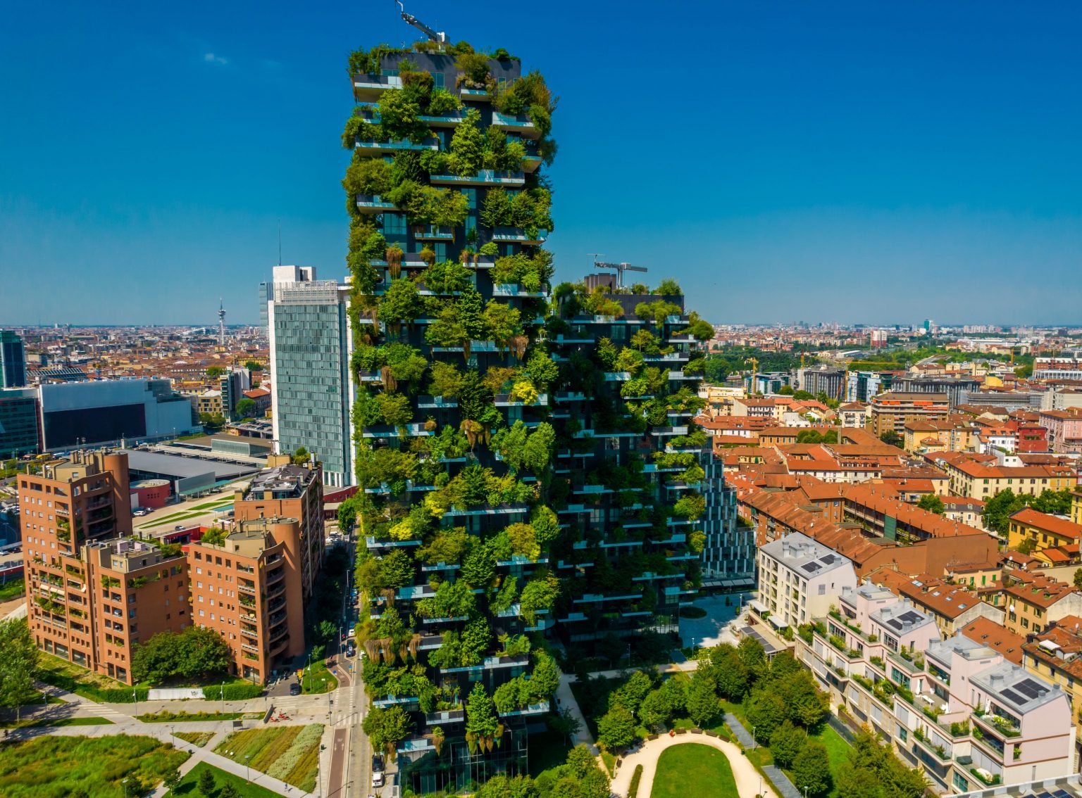 Il Bosco Verticale a Milano, simbolo di una città sempre più ...