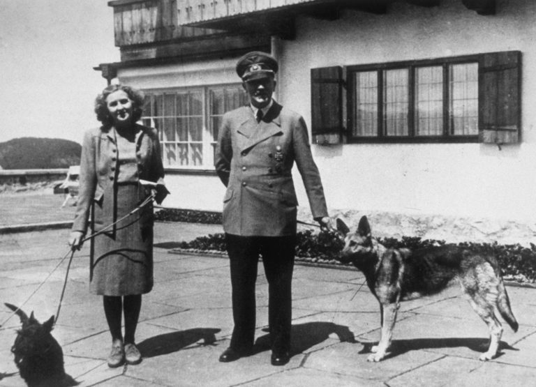 Criminali che amano i loro cani come Hitler con Blondie | Ohga!
