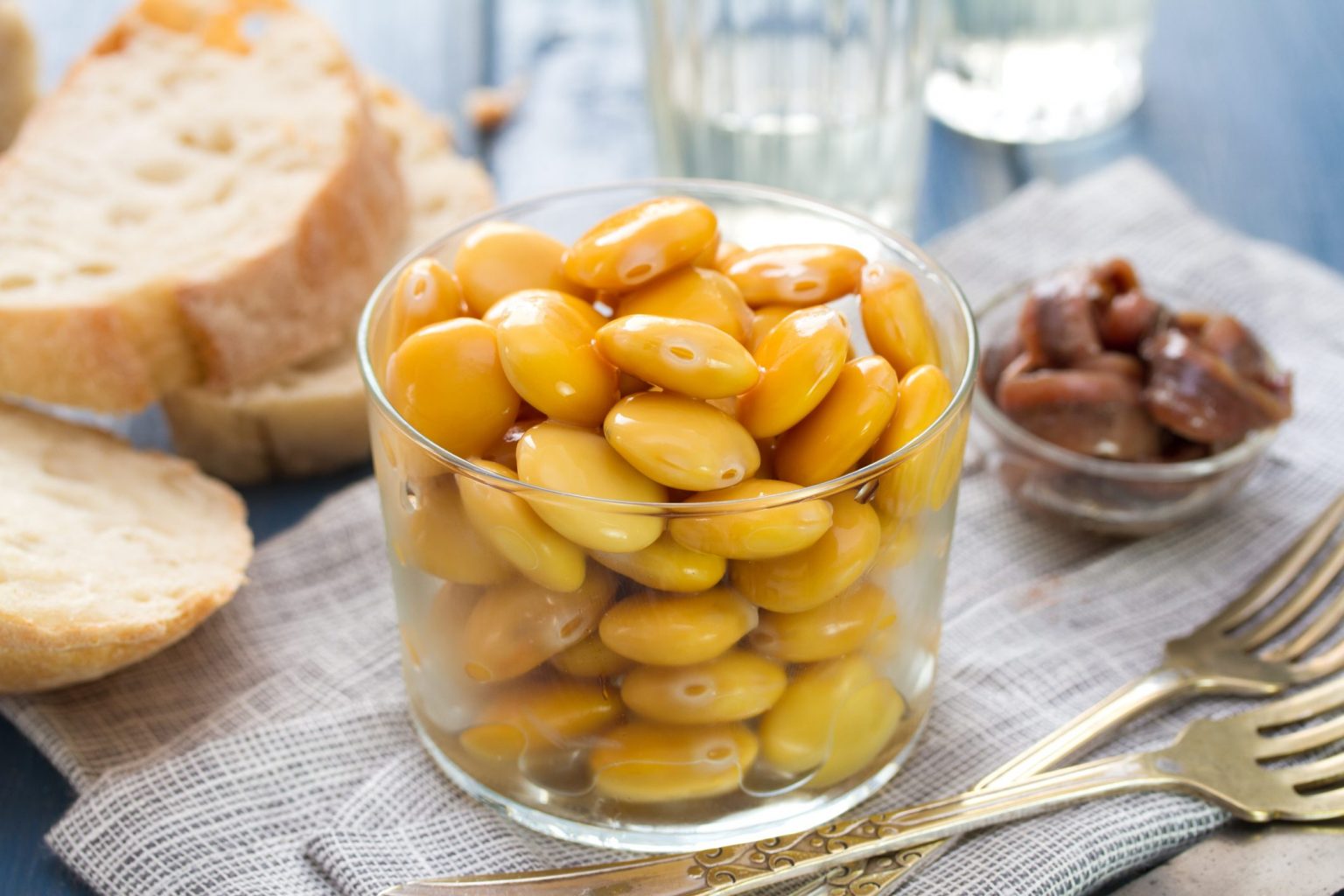 Lupini: proprietà, benefici e gli usi in cucina | Ohga!