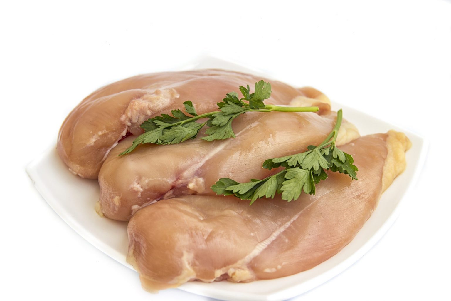 Qual è la differenza tra il pollo giallo e il pollo bianco: una guida ...