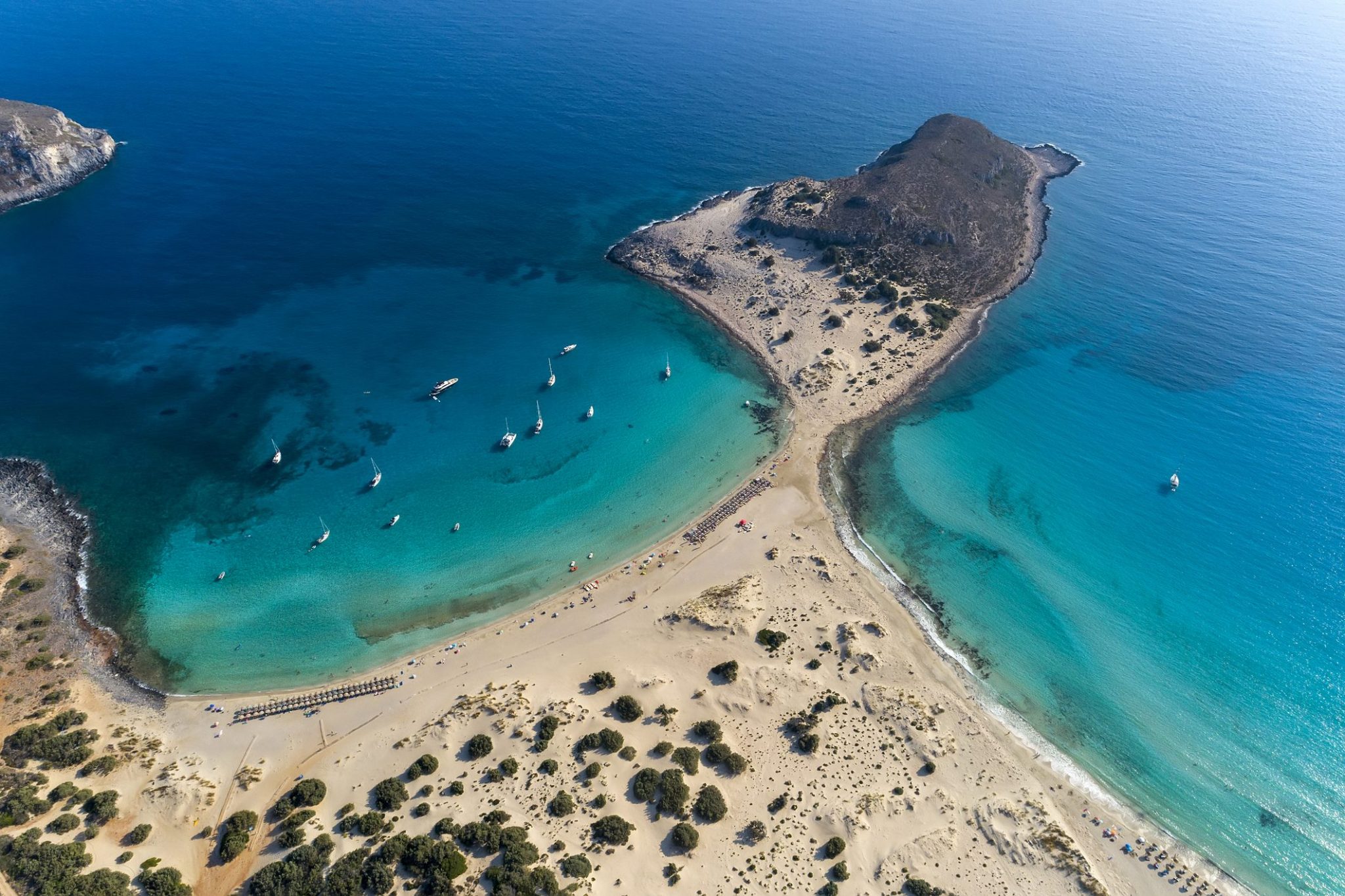 Le 10 spiagge più belle della Grecia: tra sabbia bianca ed imponenti scogliere | Ohga!